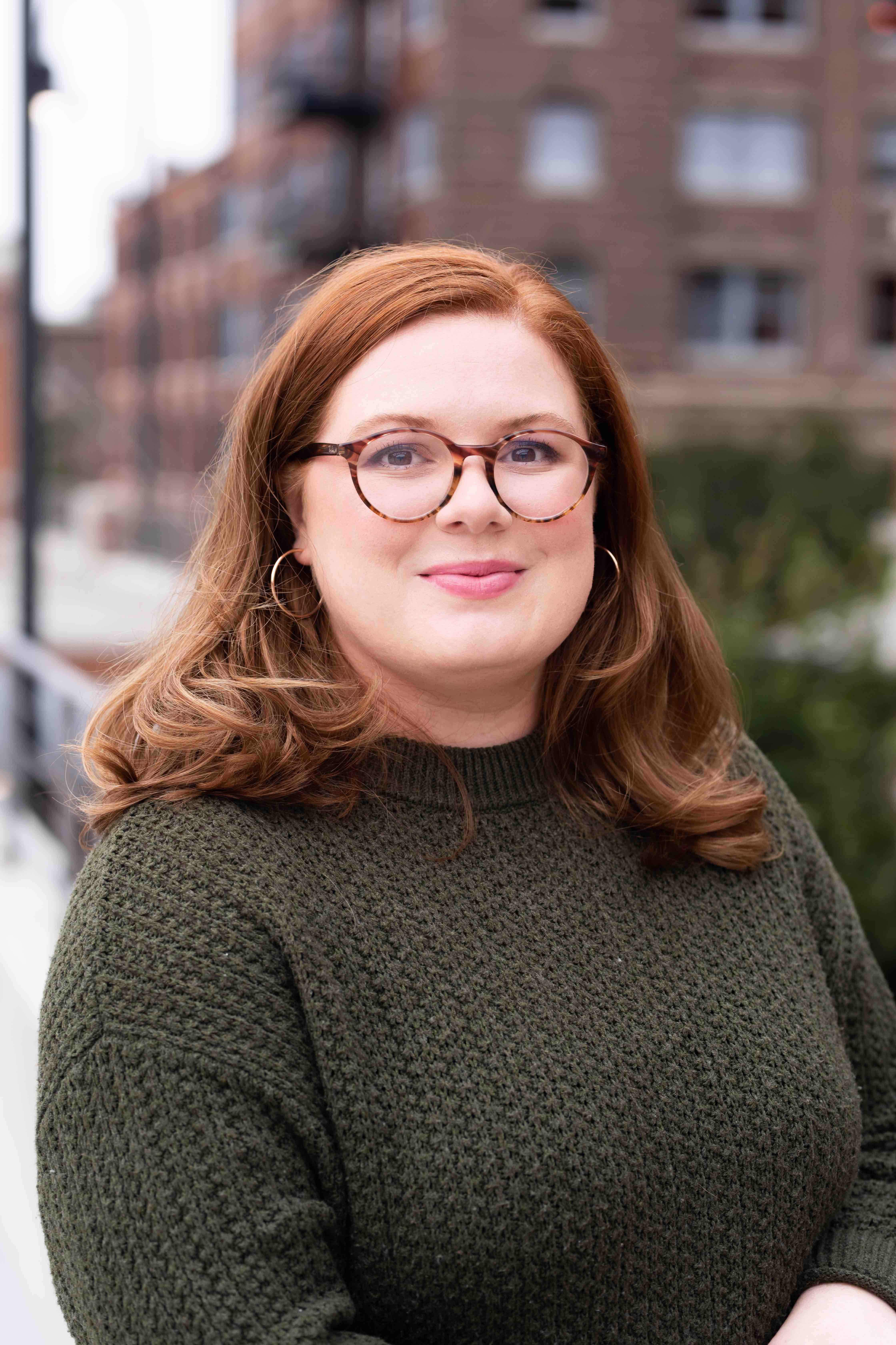 MIRANDA R DAVIS – Journalist | Content Writer